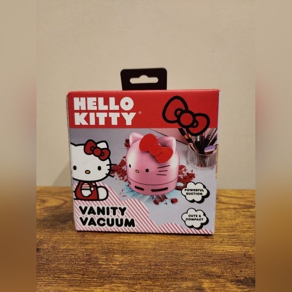 Hello Kitty | Accessories | Sanrio Hello Kitty Adorable Vanity Vaccum ...